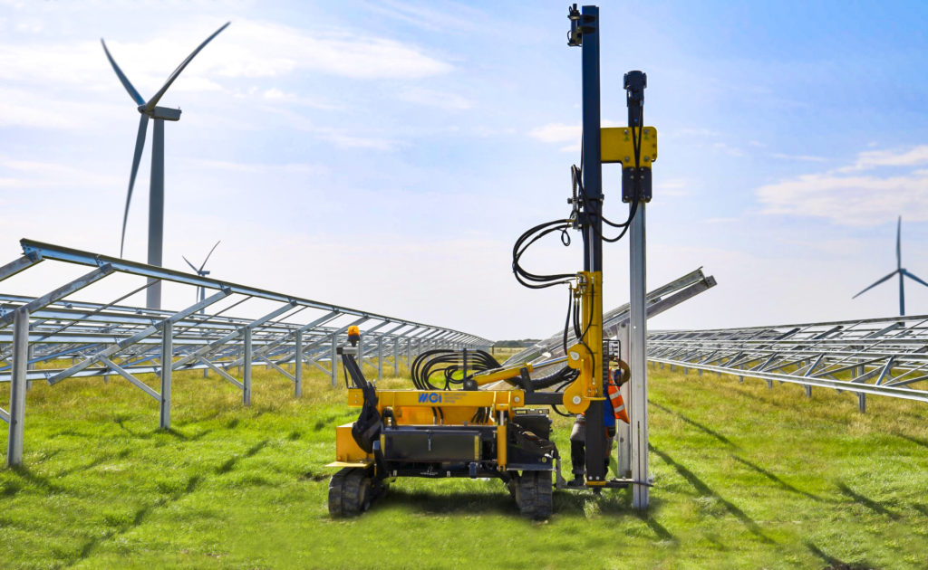 Bătător de stâlpi şenilat cu coloana verticală hidraulică pentru ...