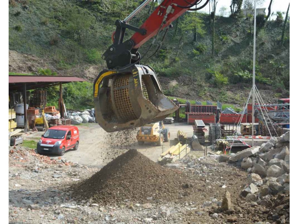 Cupă de sortare hidraulică – ciur rotativ pentru construcții – Eqinto ...